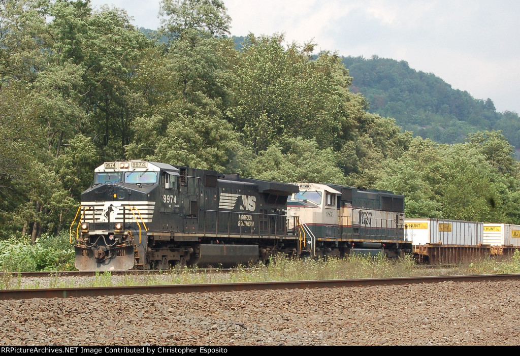 NS 9-40CW 9974 & BNSF SD70MAC 9833 on 21E